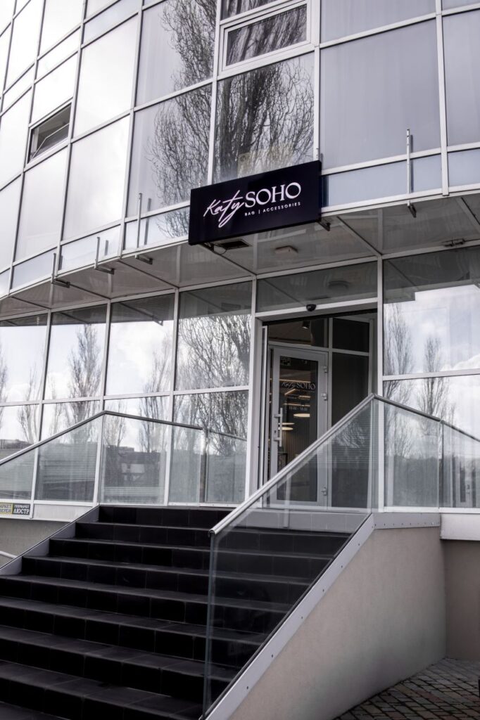 Шоуруми Katy SOHO - Katy Soho